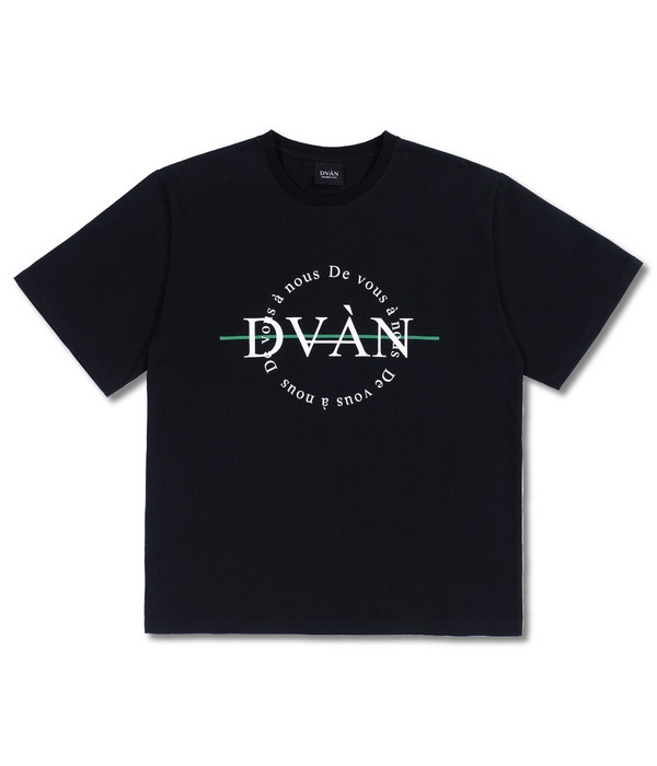 DVAN ROUND LOGO T-SHIRT BLACK Deps